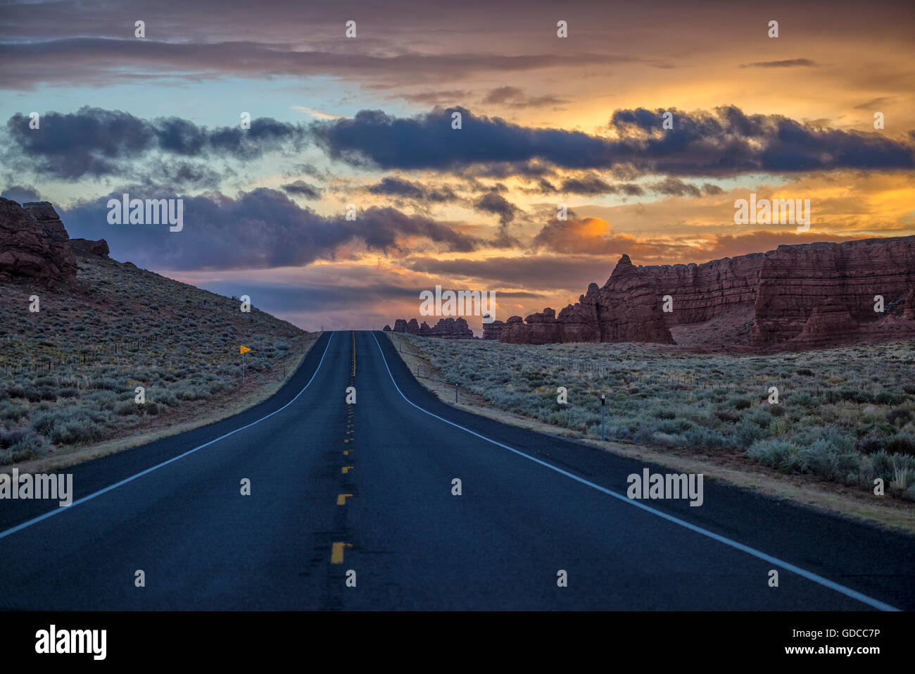 Nightscape hi-res stock photography and images - Alamy