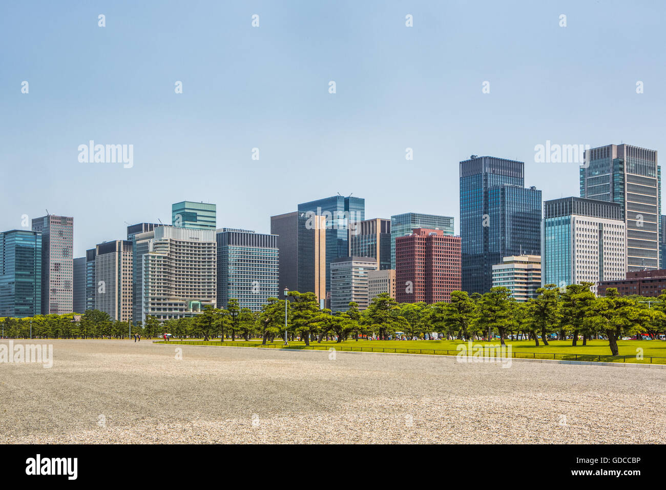 Marunouchi financial district skyline hi-res stock photography and ...