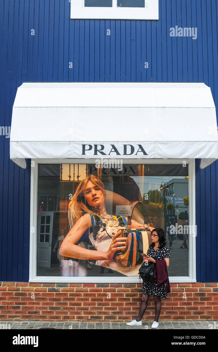 Prada brand logo Bicester Retail Village Stock Photo - Alamy