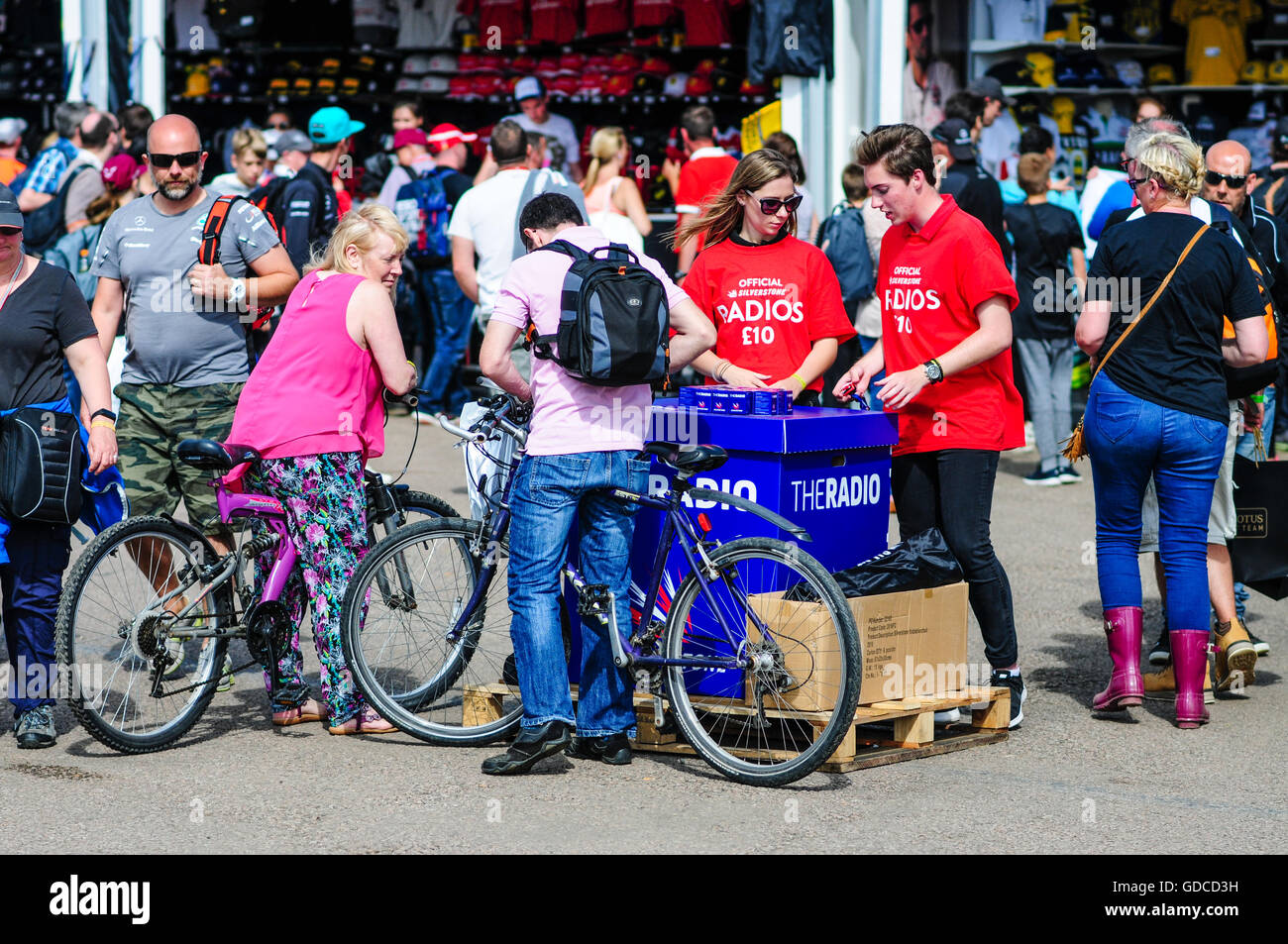 Fans at Silverstone race track during the F1 Formula One weekend Stock ...