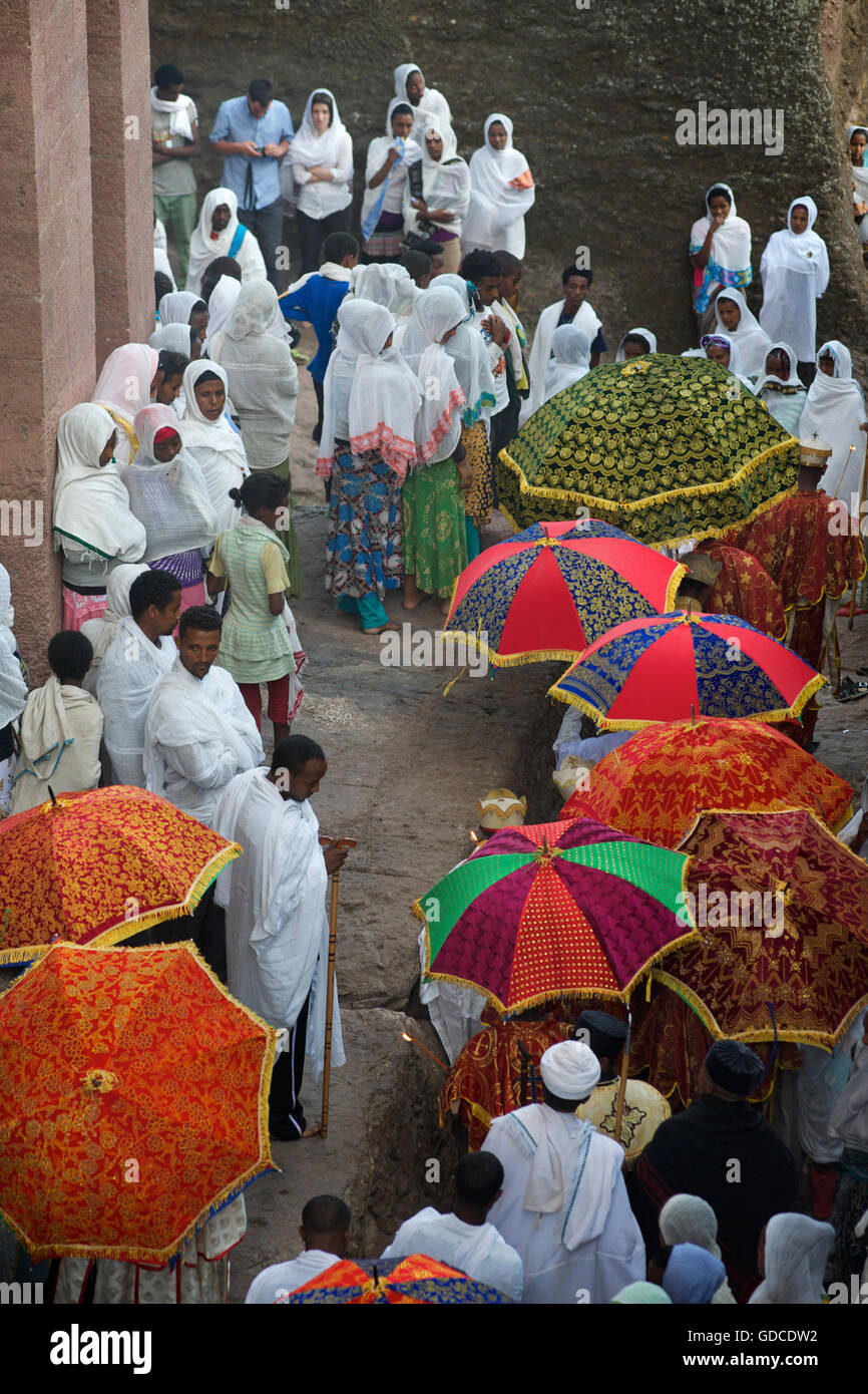 Ethiopian pilgrims, and priests in procession, celebrating Fasika at ...