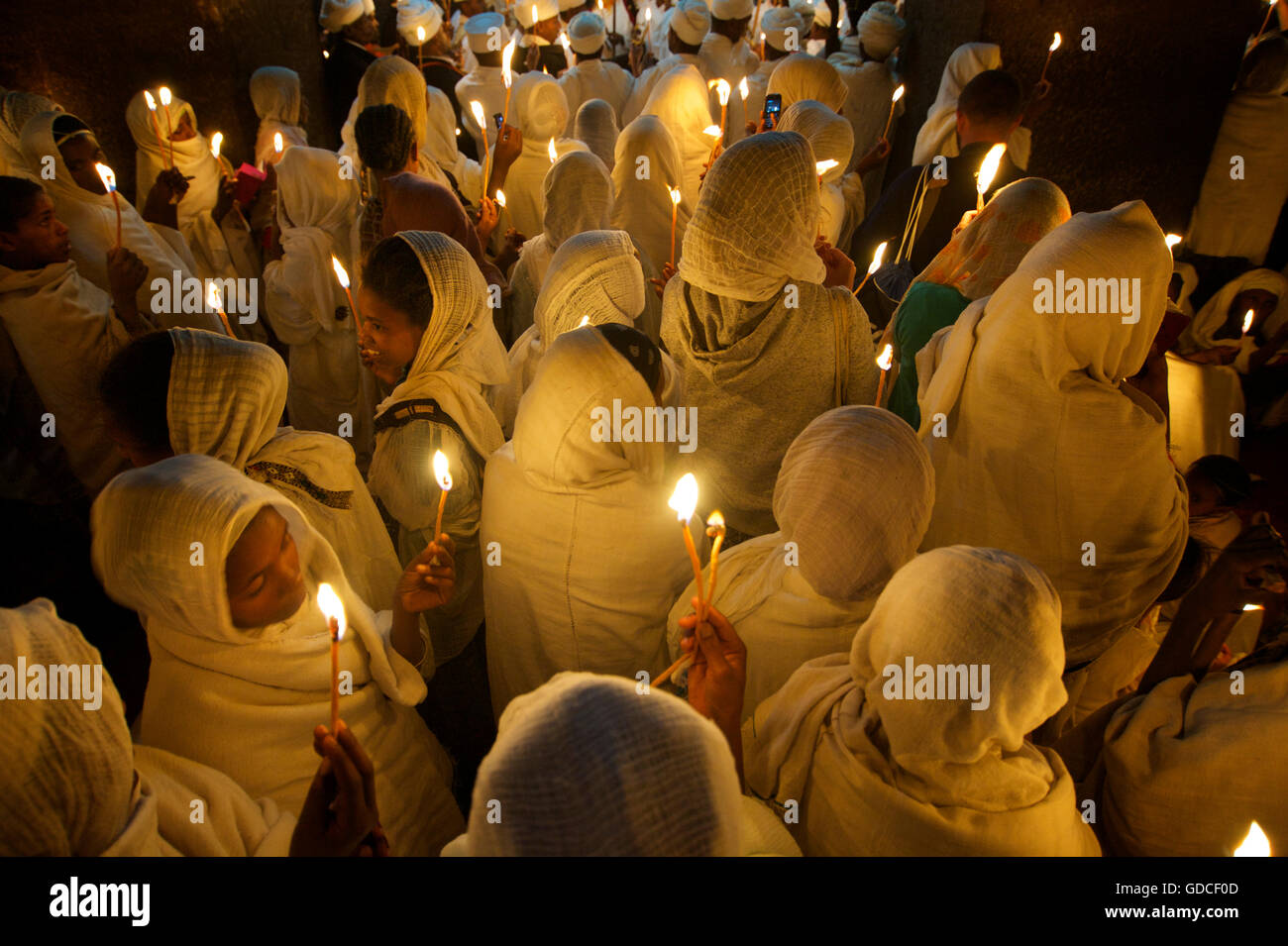 Ethiopian pilgrims and worshippers celebrating Fasika in the church of ...