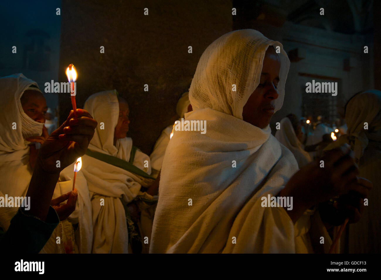 Ethiopian pilgrims and worshippers celebrating Fasika in the church of ...