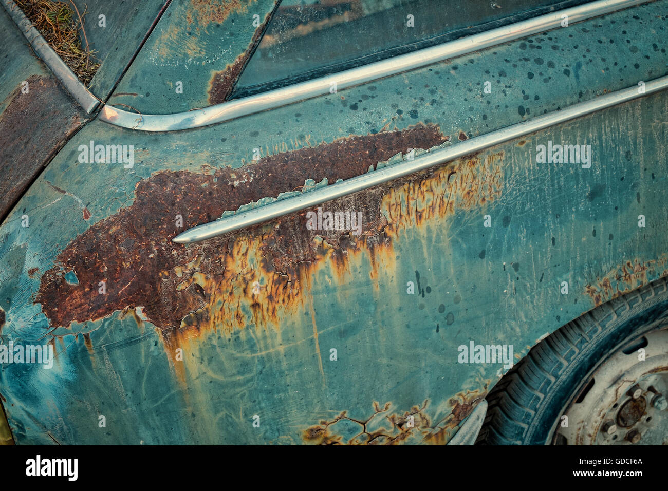 Rusty bodywork on an abandoned car Stock Photo - Alamy