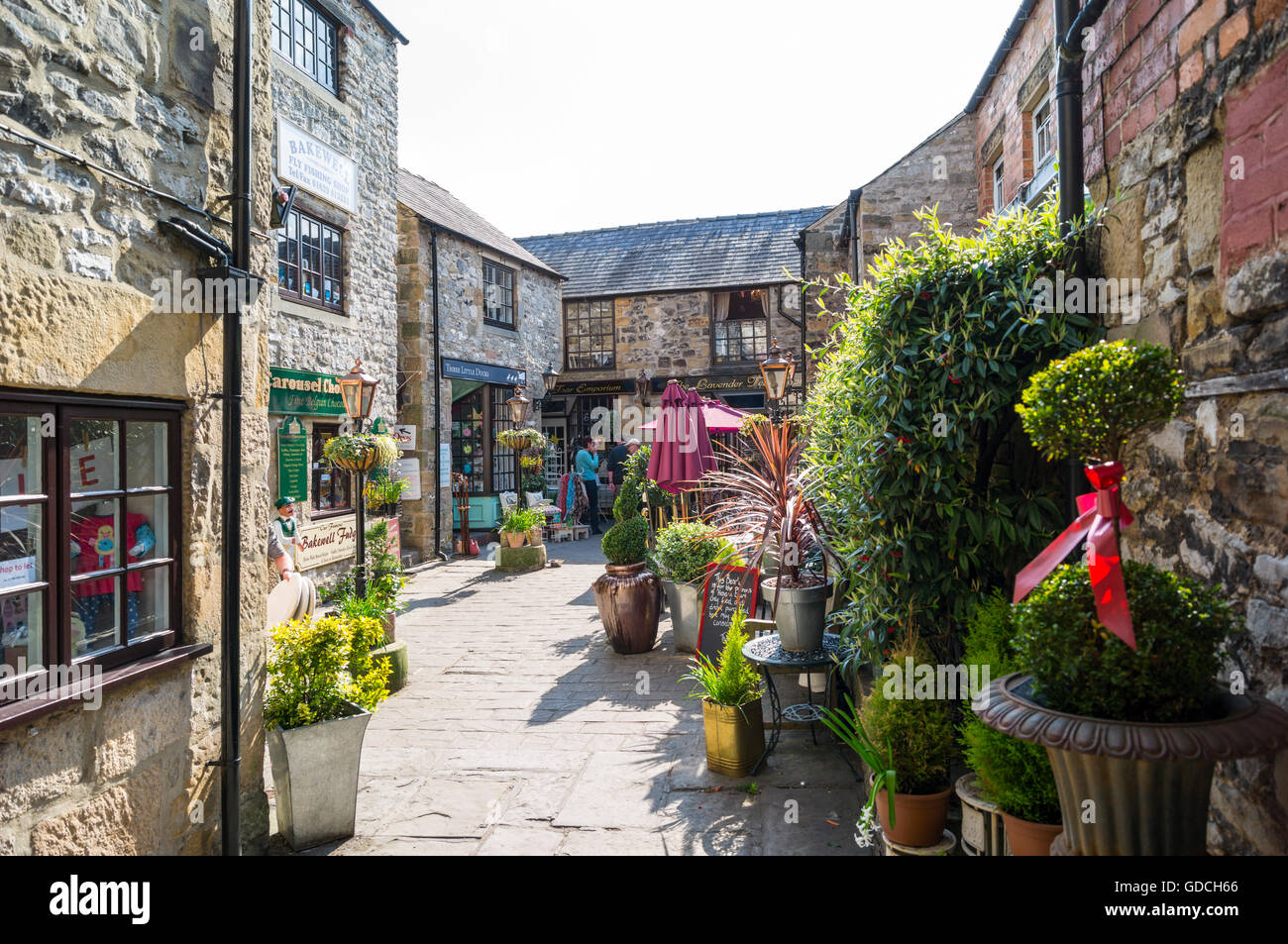Classic old Yorkshire stone and Derbyshire stone. Traditional England ...