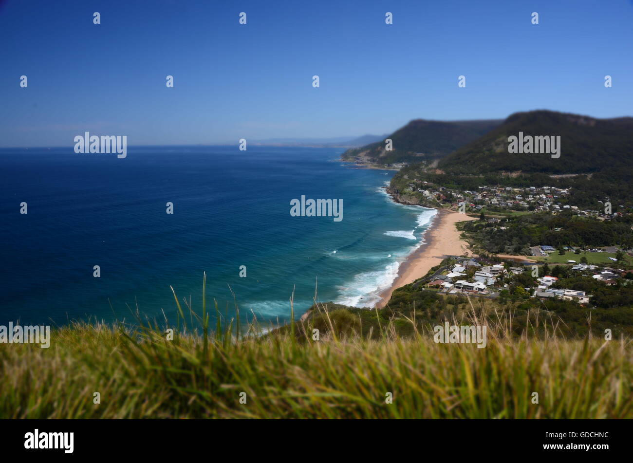 Panoramic view from Otford lookout in Royal National Park. Sea Cliff ...