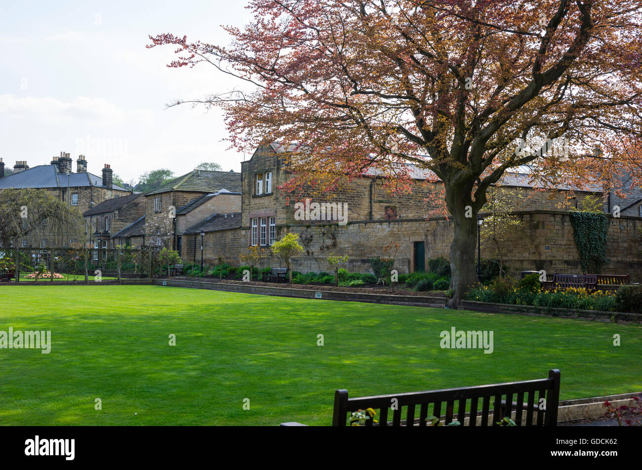 Classic old Yorkshire stone and Derbyshire stone. Traditional England ...