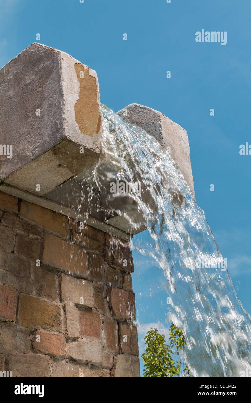 Water cascading down from a rock cliff hi-res stock photography and ...