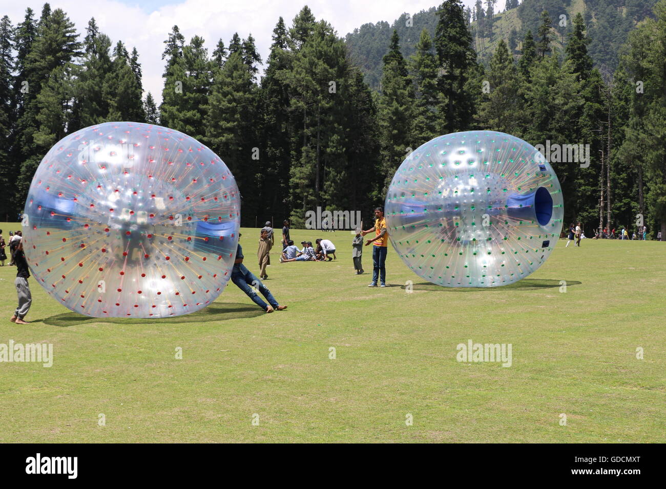 Pahalgam Valley in Jammu & Kashmir Stock Photo - Alamy
