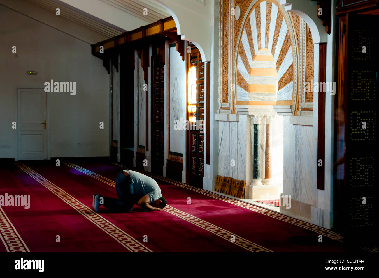 Prayers in the Great Mosque of Granada - Spain Stock Photo - Alamy
