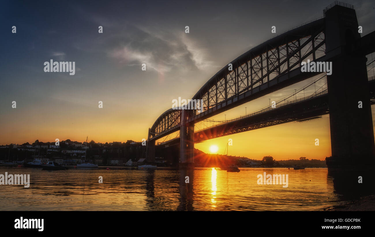 Tamar bridge plymouth hi-res stock photography and images - Alamy