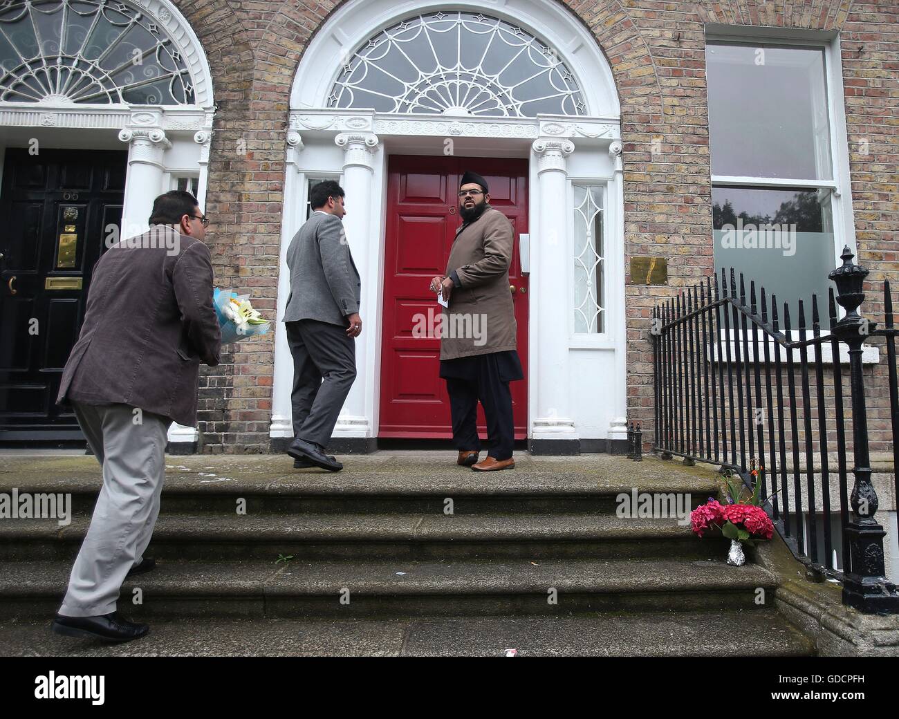 Rabeeb Mirza, regional Imam of the Ahmadiyya Muslim Association Ireland ...