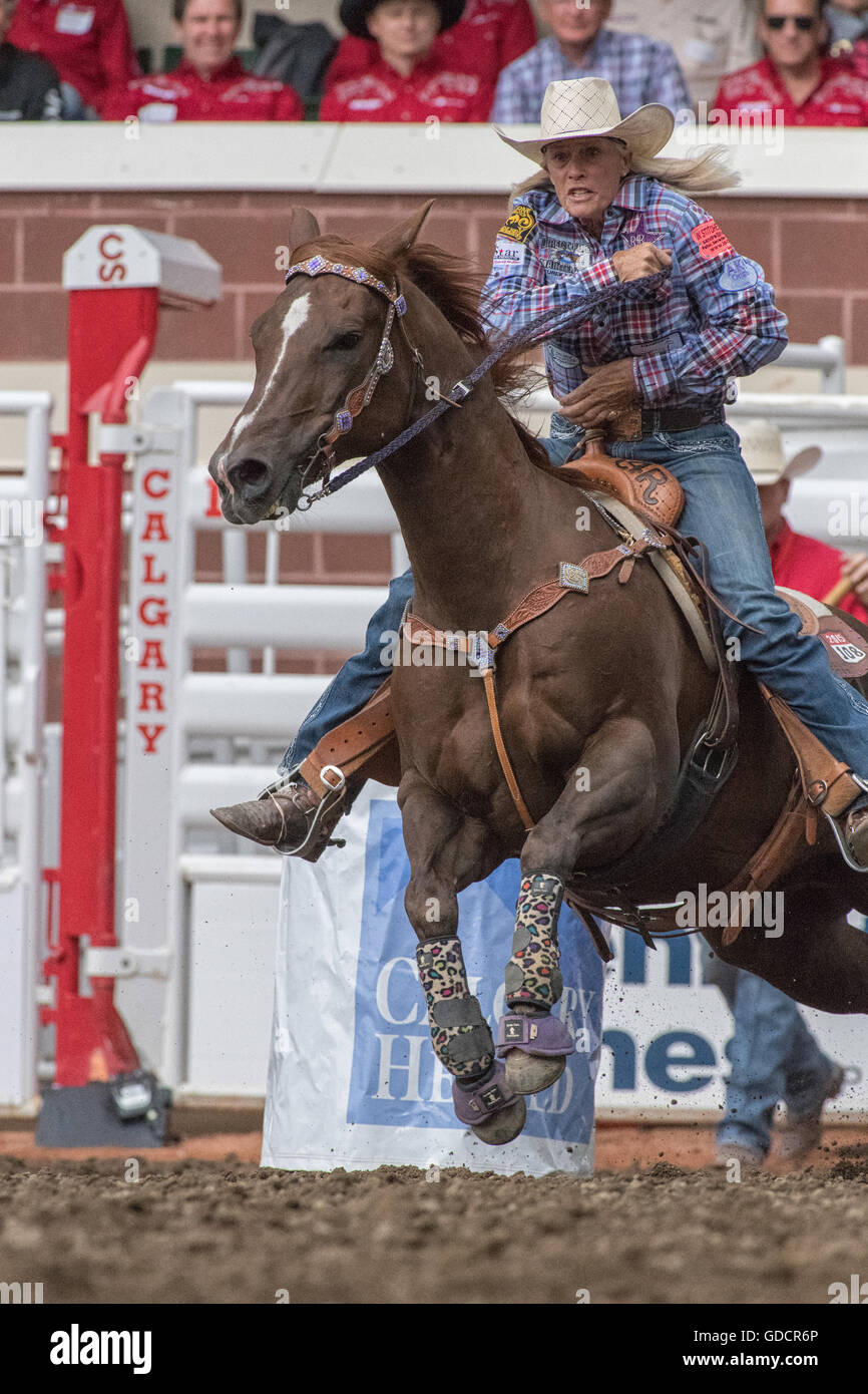 Barrel race hi-res stock photography and images - Alamy