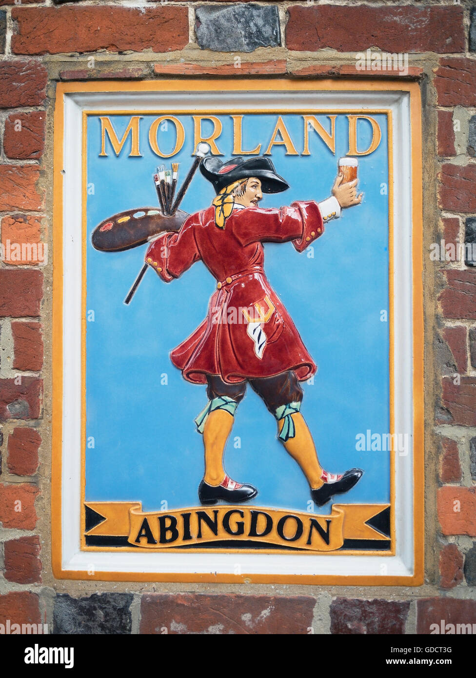 Traditional ceramic pub sign in Oxfordshire, UK Stock Photo - Alamy