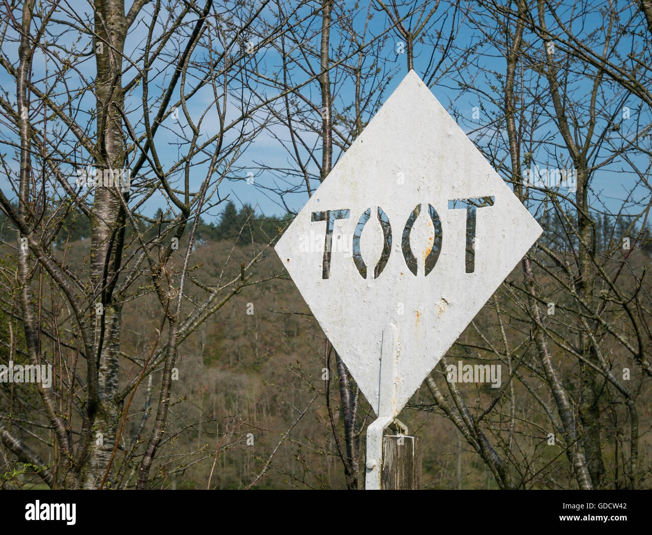 Old fashioned road sign with "Toot" on a road in Scotland Stock Photo ...