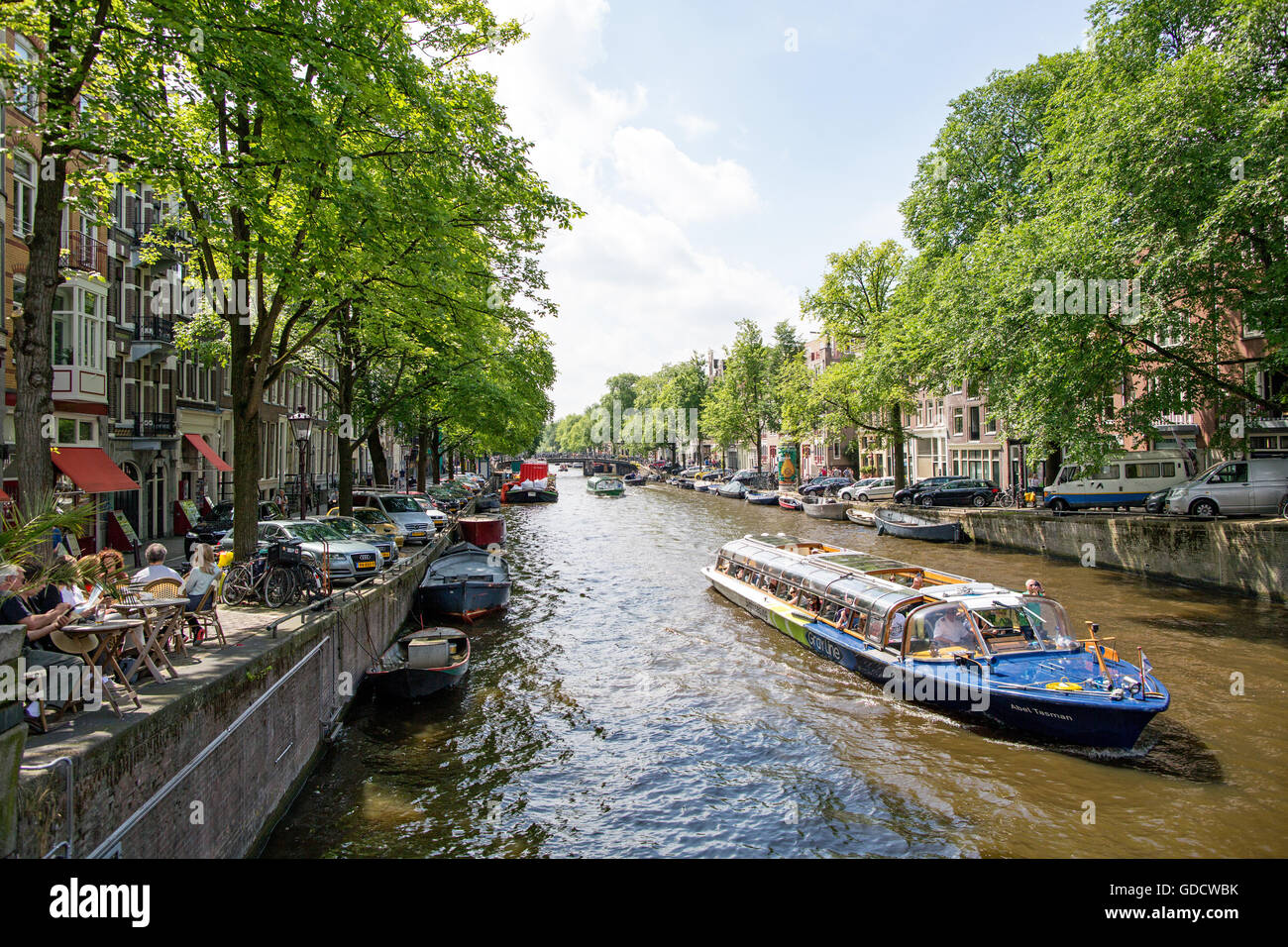 Amsterdam canal boat hi-res stock photography and images - Alamy