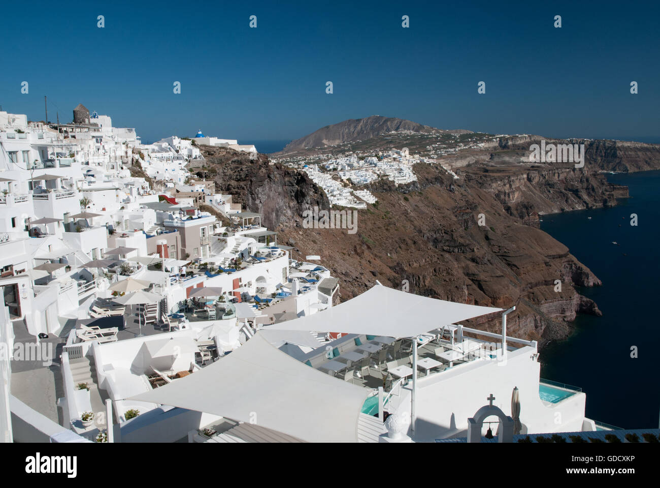 Imerovigli, views of caldera and Fira Thira volcanic cliffs Santorin ...