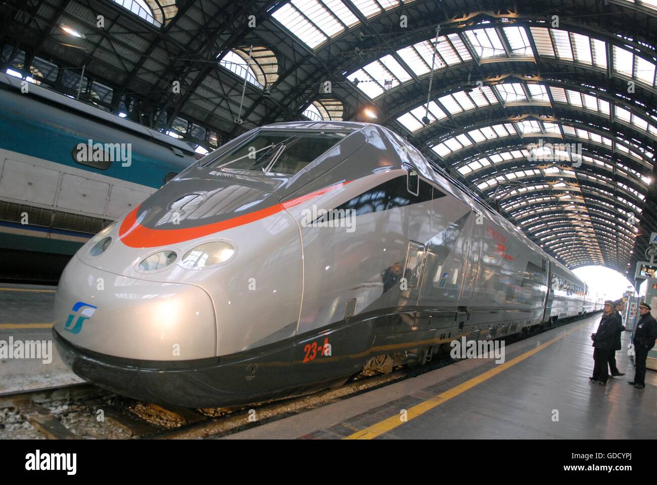 Eurostar red arrow hi-res stock photography and images - Alamy