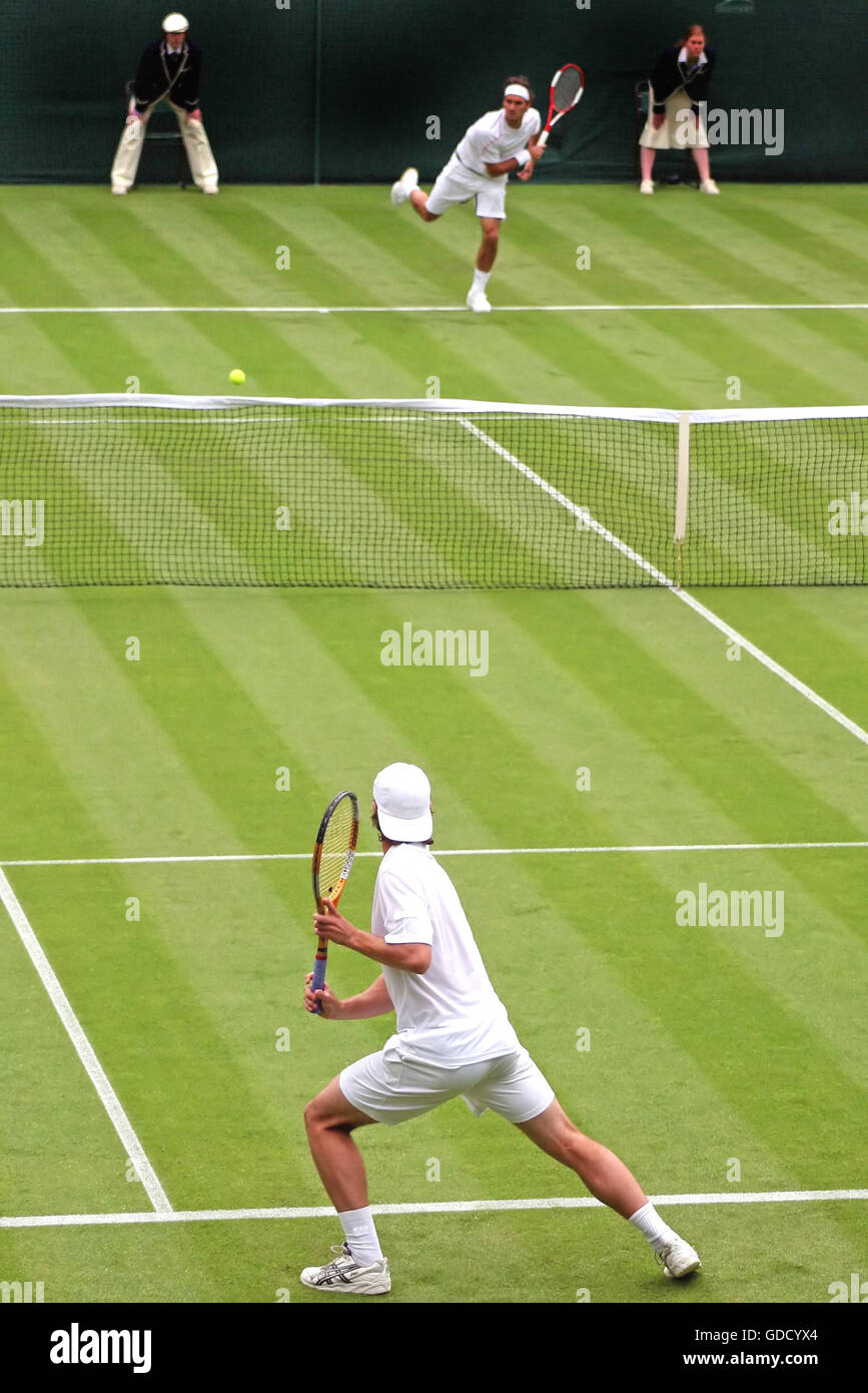 Wimbledon, England. June 26th, 2006. Roger Federer vs Richard Gasquet ...