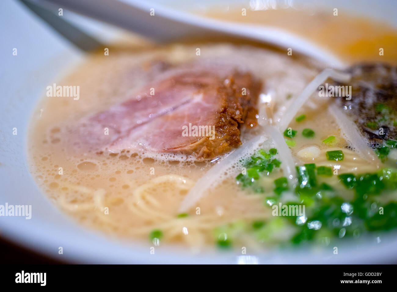 original Japanese beef ramen noodles soup closeup Stock Photo - Alamy