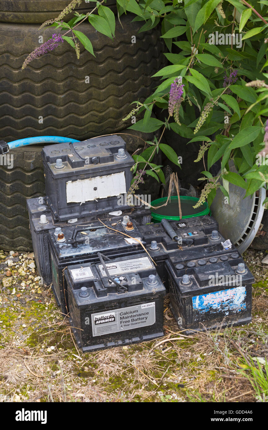 Pile of batteries hi-res stock photography and images - Alamy
