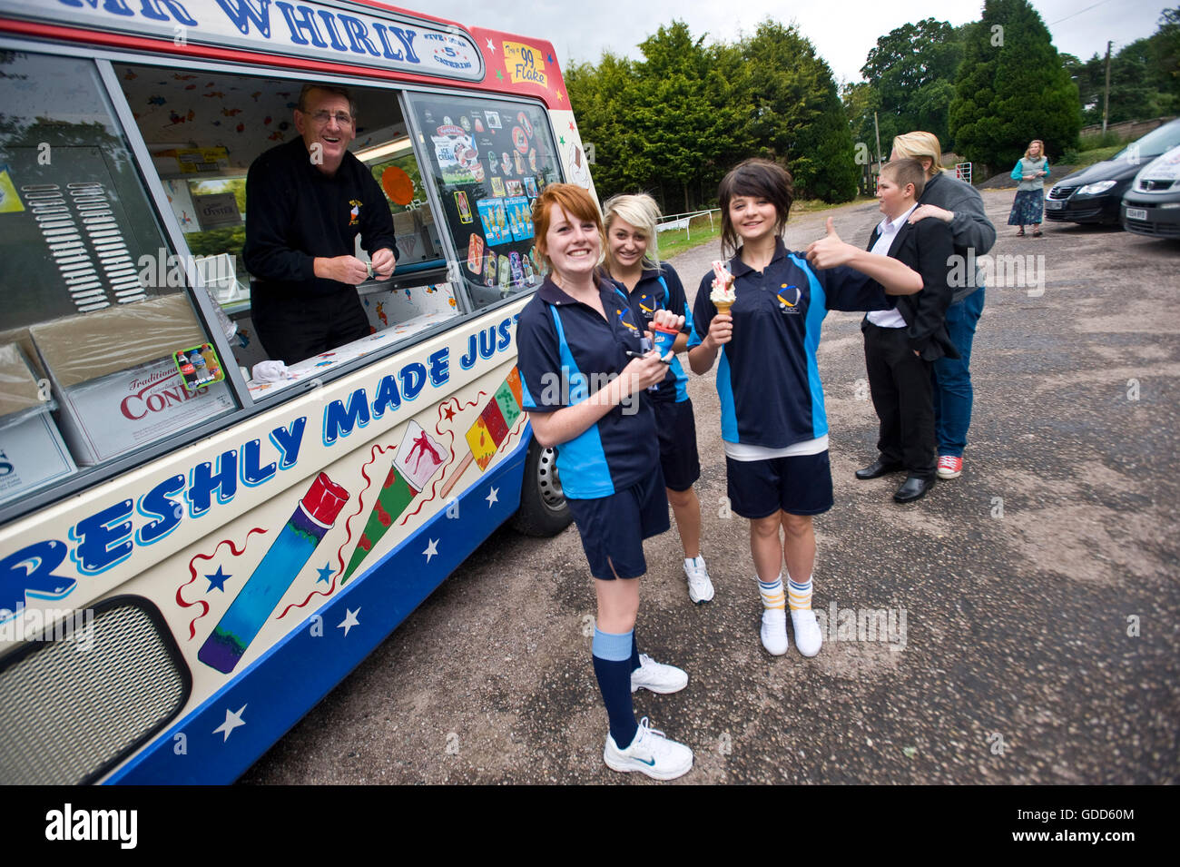Ron Sutherland AKA Mr Whirly doing his rounds in Honiton, Chard ...