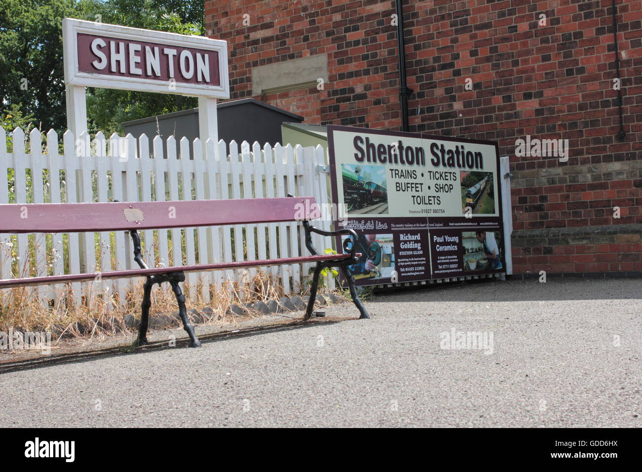 Battlefield line railway hi-res stock photography and images - Alamy