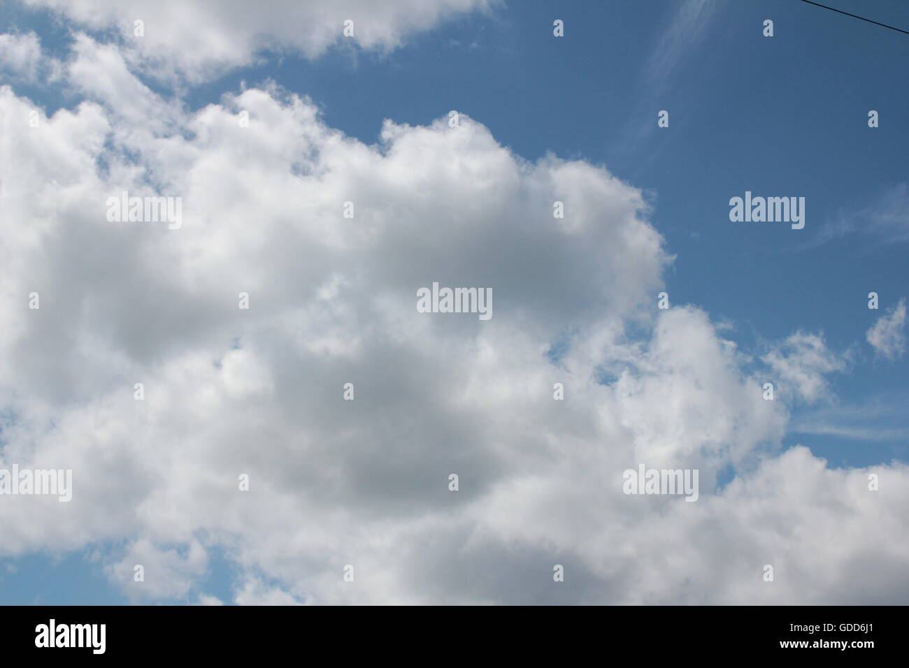 Graduated sky backdrop hi-res stock photography and images - Alamy