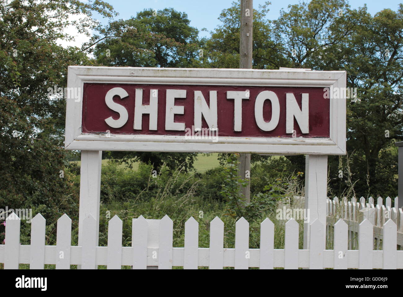 Shenton railway station Stock Photo - Alamy