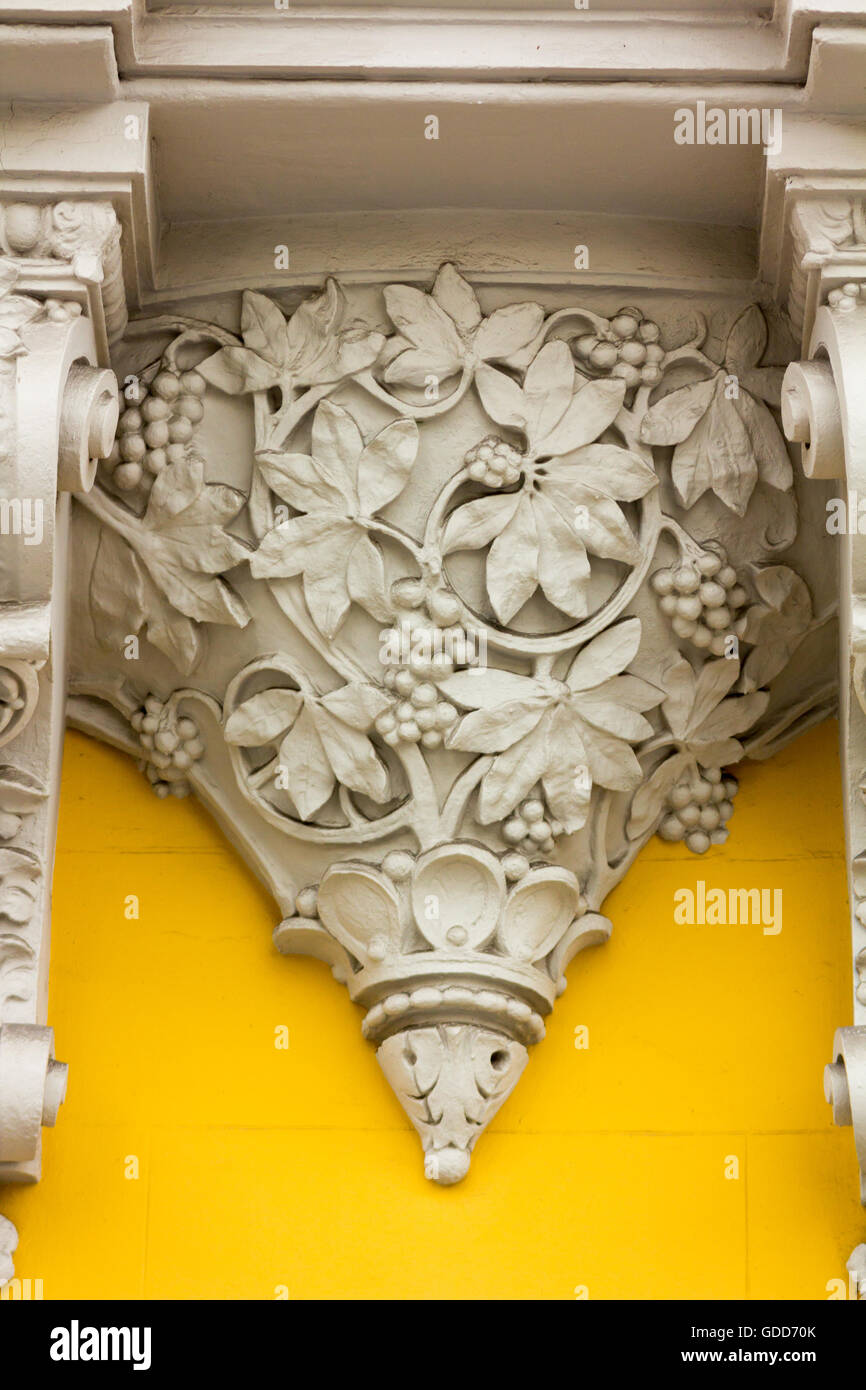 Carved stone details in a building Stock Photo - Alamy