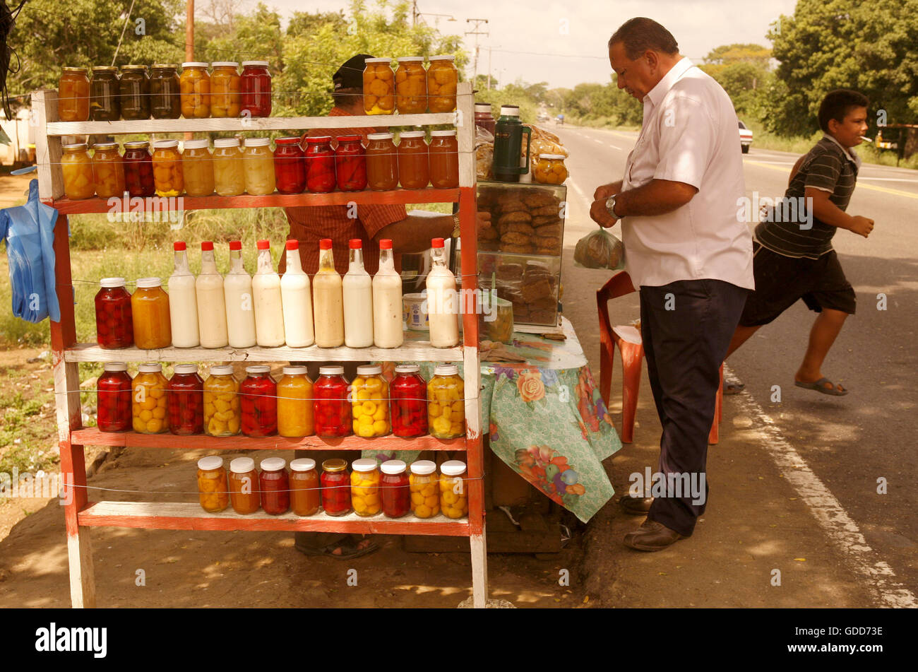 street life in the town of Maracaibo in the west of Venezuela Stock ...