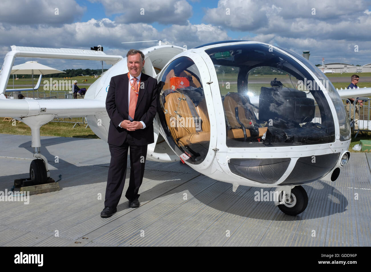 AeroElvira's "Optica" observation aircraft, designed by Briton John ...