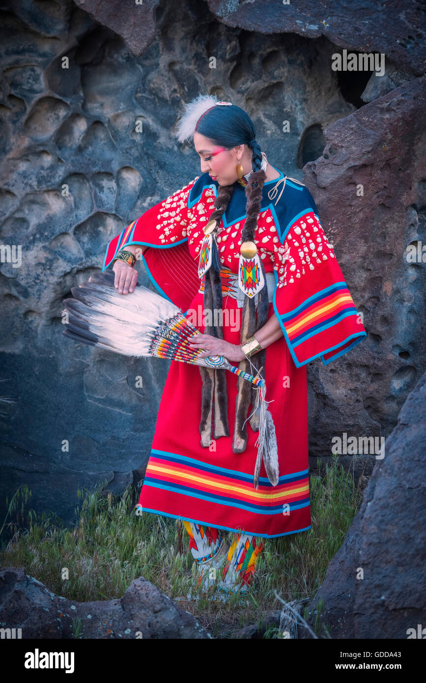 Willow abrahamson hi-res stock photography and images - Alamy