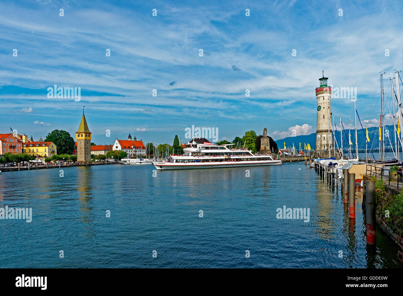 Port entrance,lighthouse,lion,Mangturm,Lake Constance,Bodensee Stock ...