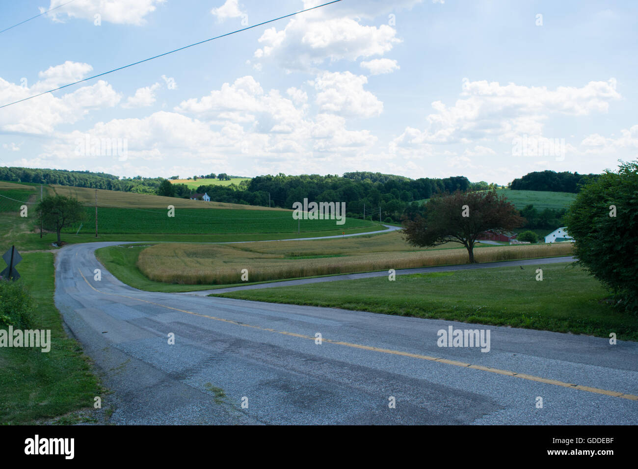 Roads Flowing Through the Country Side in Southern Pennsylvania Stock ...