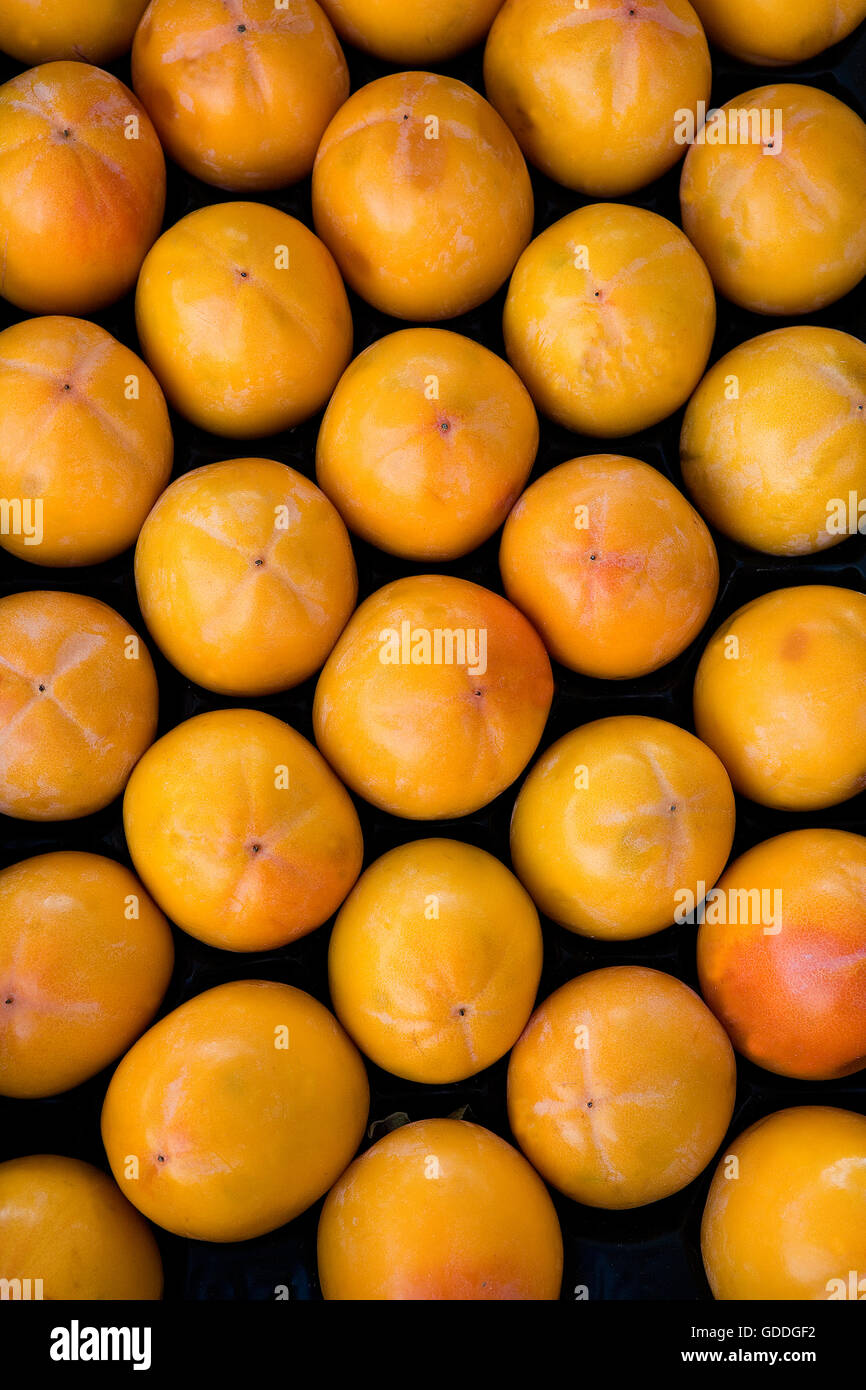 Kaki fruit hi-res stock photography and images - Alamy
