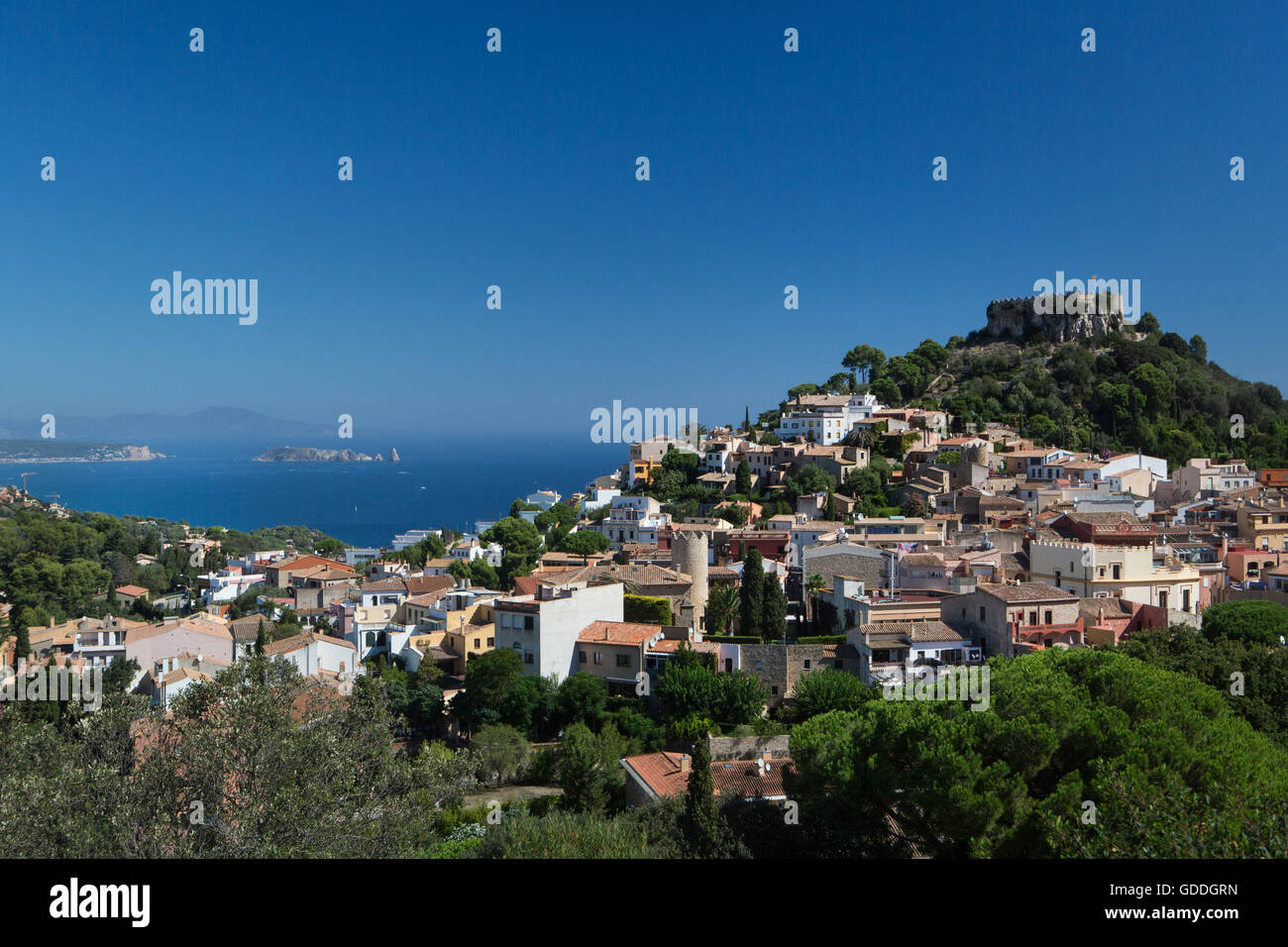 Begur castle hi-res stock photography and images - Alamy