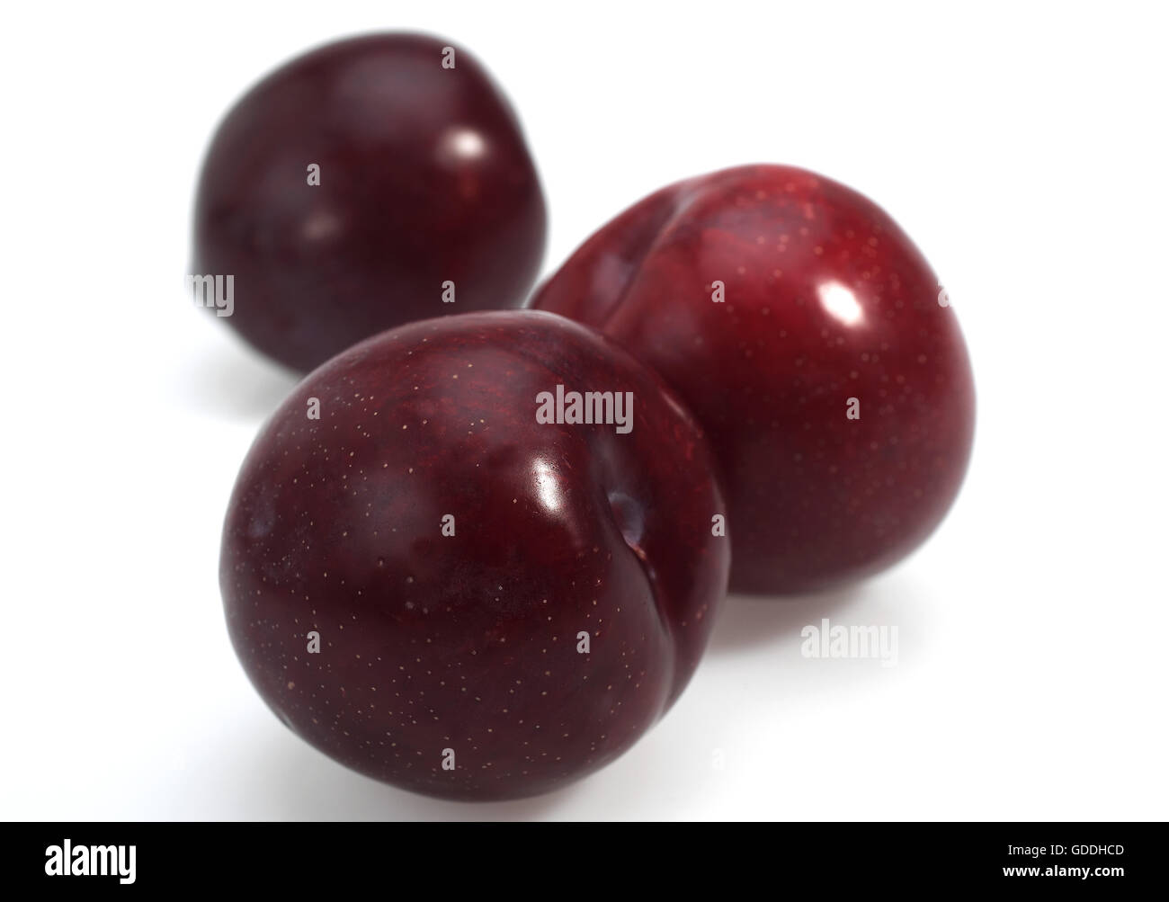 Red and white plums hi-res stock photography and images - Alamy