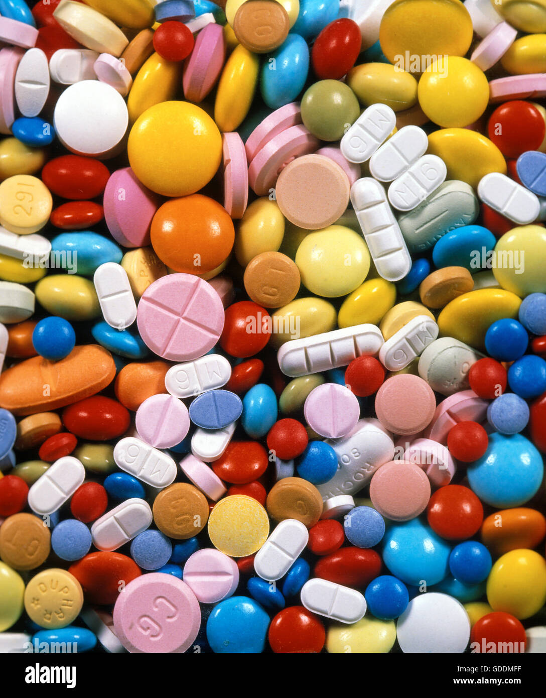 Pills image hi-res stock photography and images - Alamy