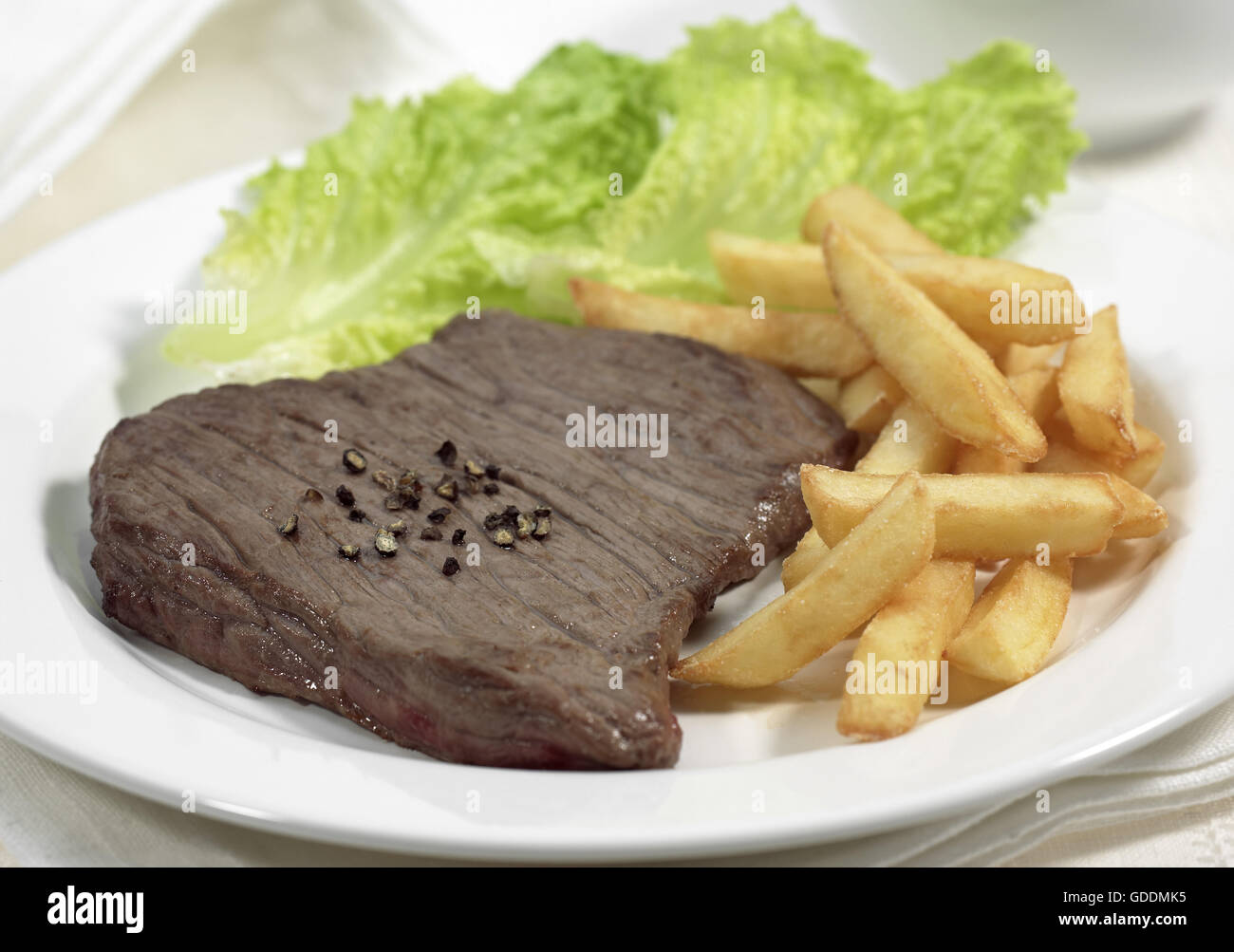Steak with french fries hi-res stock photography and images - Alamy