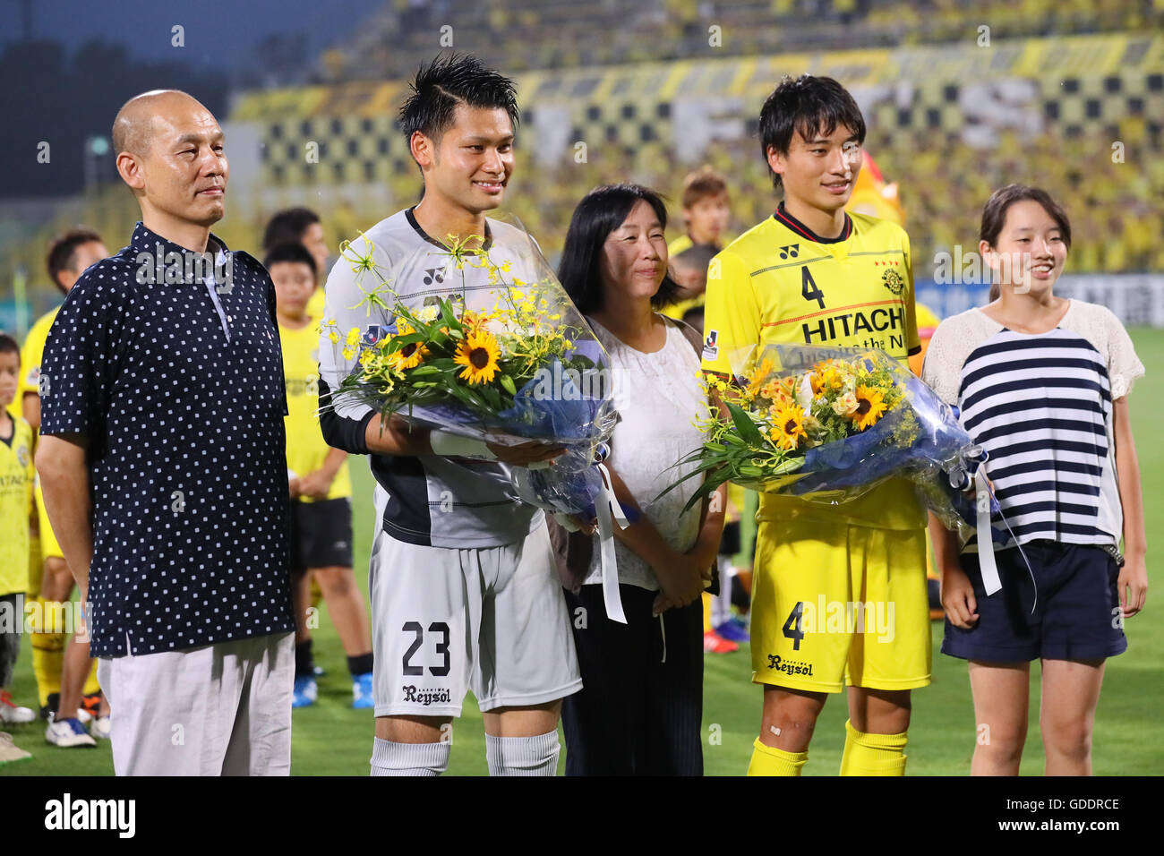 Kashiwa Hitachi Stadium, Chiba, Japan. 13th July, 2016. (L to R) Kosuke Nakamura, Shinnosuke ...
