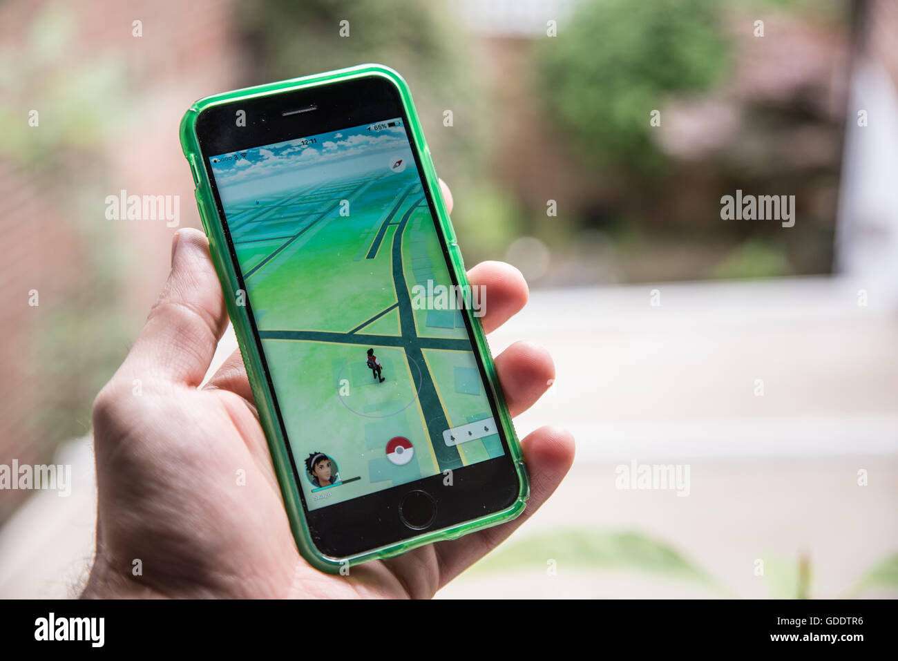 London, UK. 15th July 2016 , Pokemon Go, a free-to-play augmented ...