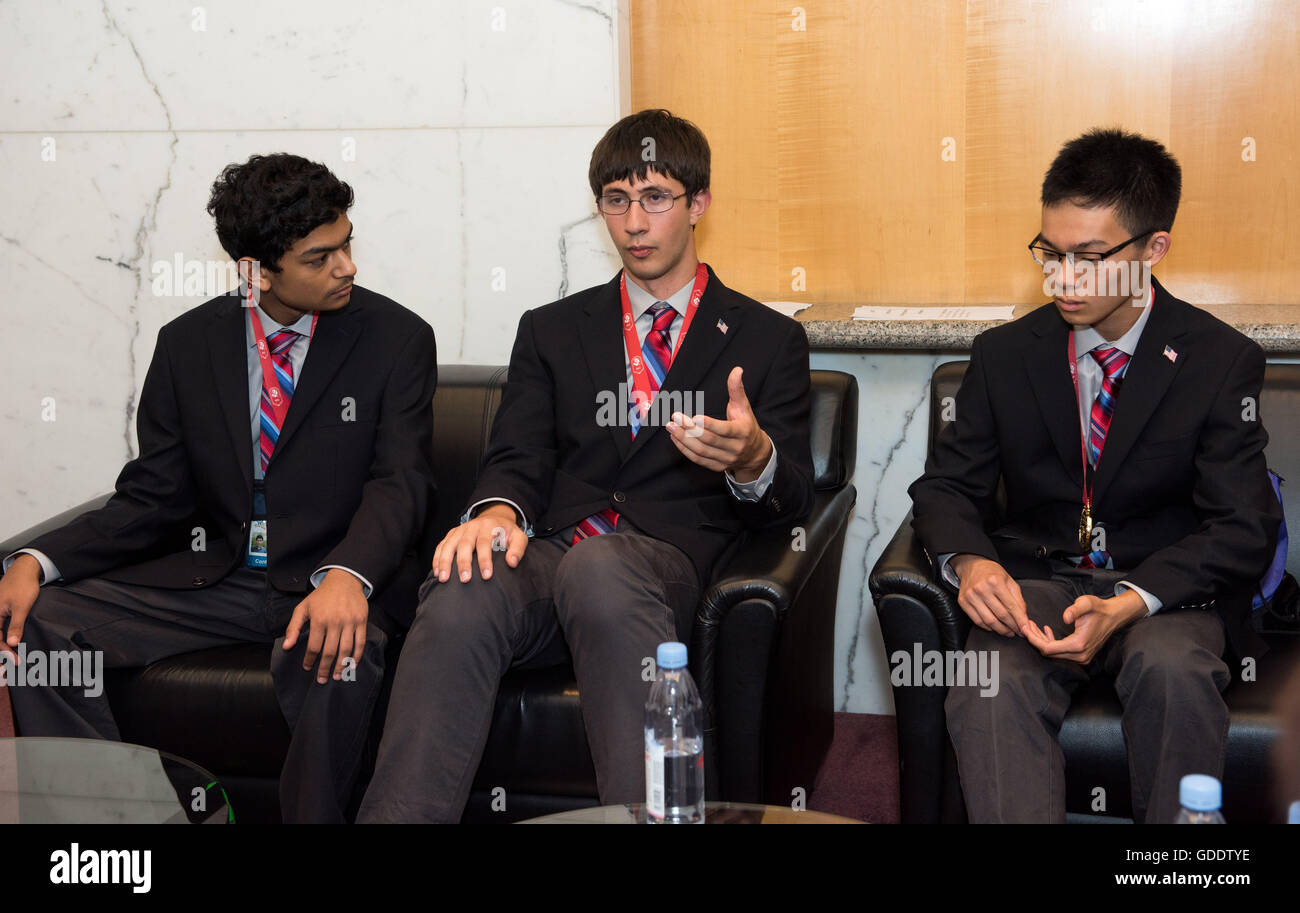 Maths olympiad hi-res stock photography and images - Alamy