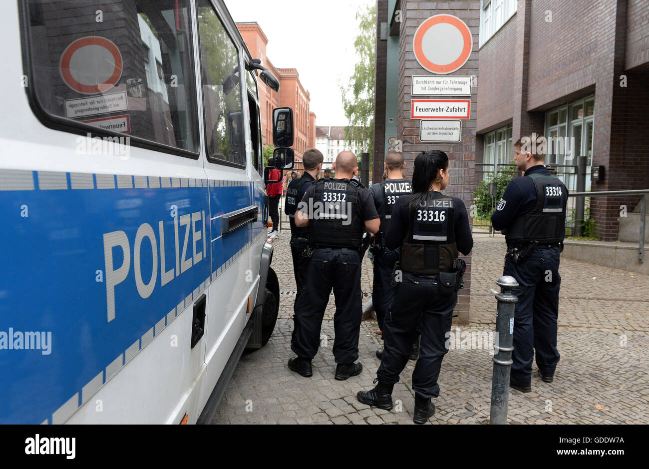 Berlin, Germany. 15th July, 2016. Members of the German police seen in ...