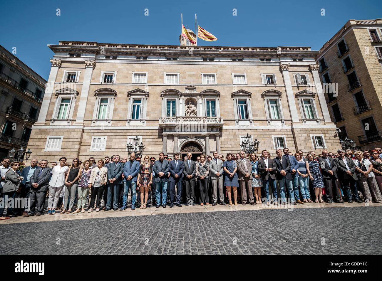 Consul general of spain hi-res stock photography and images - Alamy