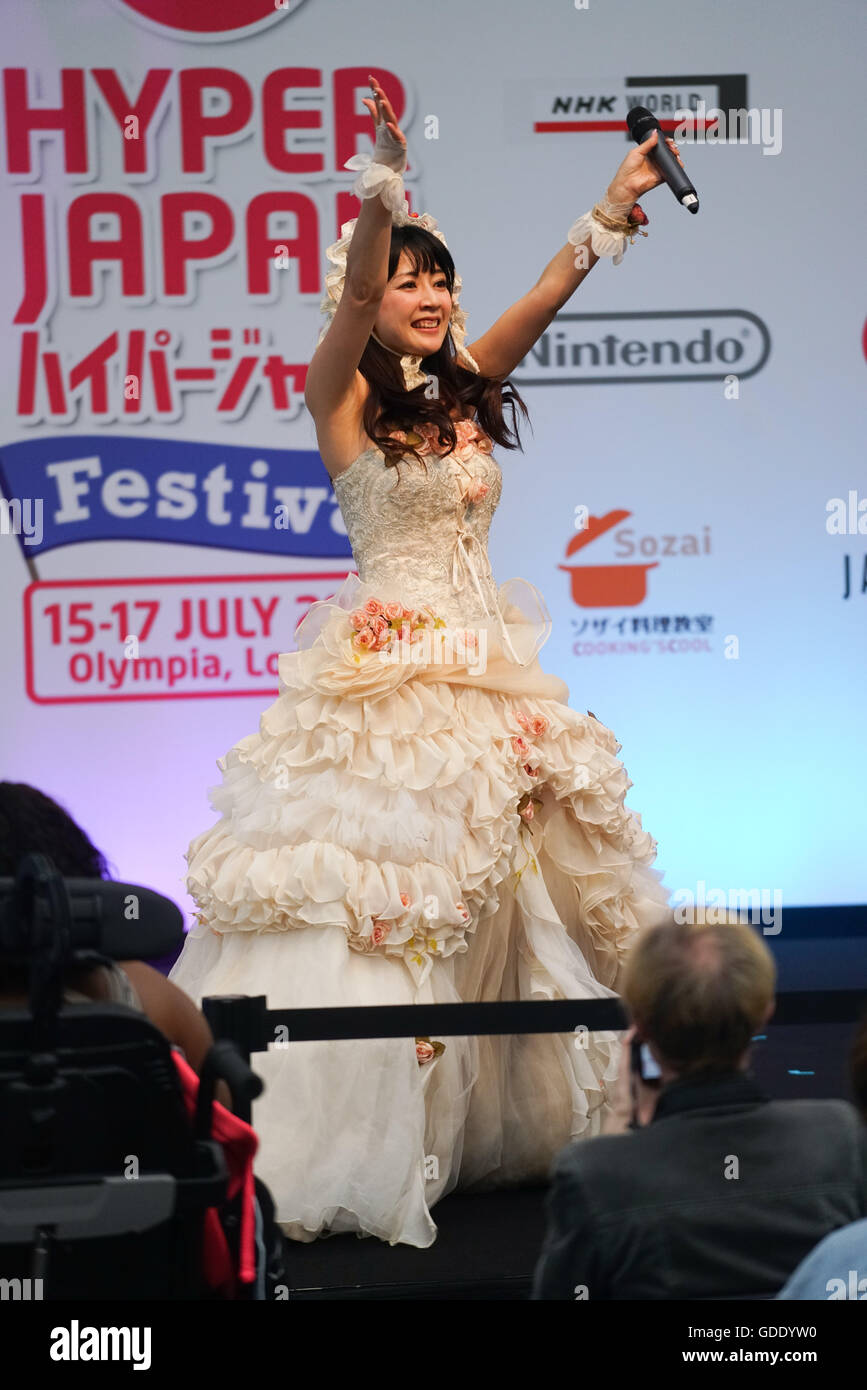 Momoco hi-res stock photography and images - Alamy