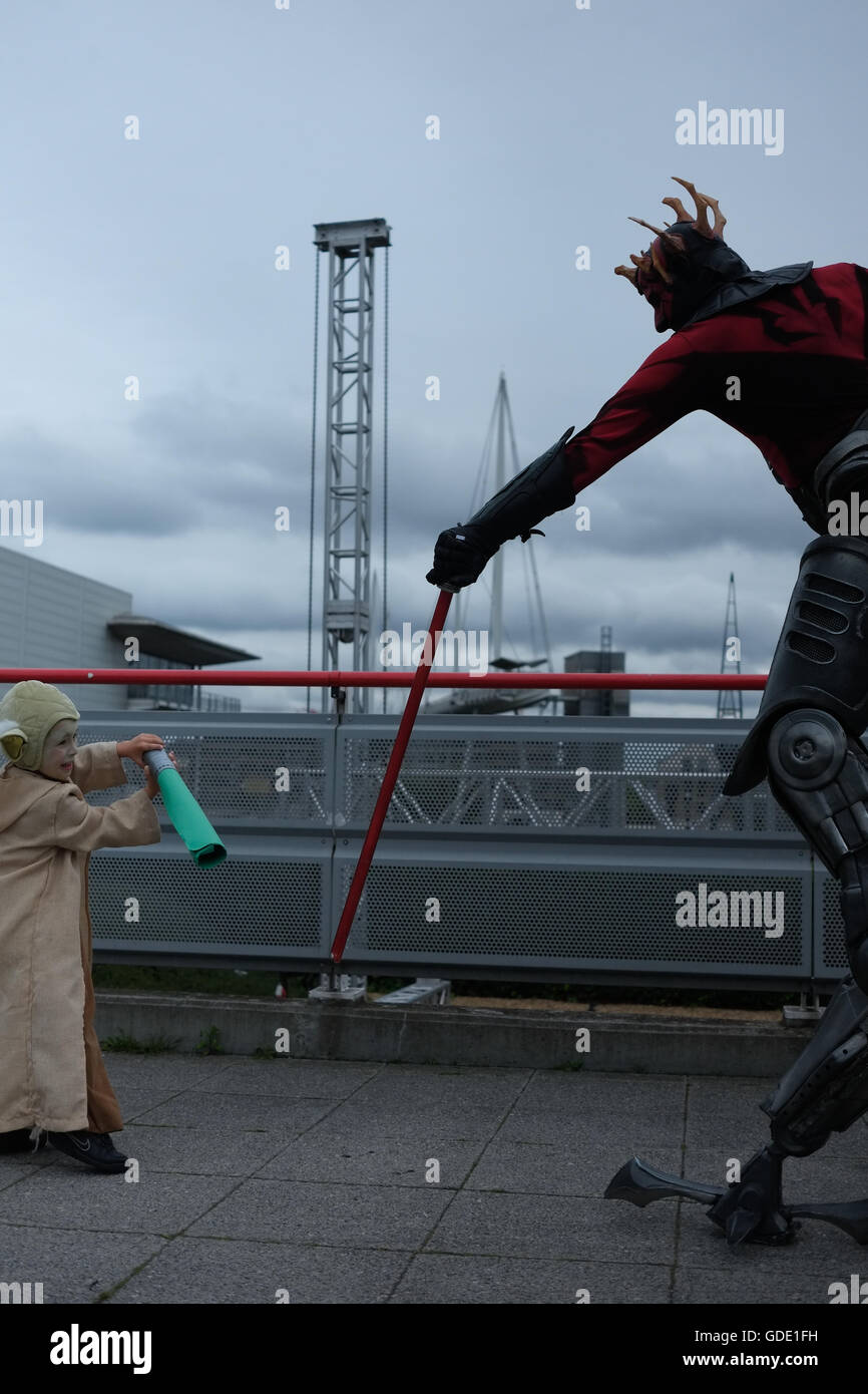 Star wars super fans hi-res stock photography and images - Alamy