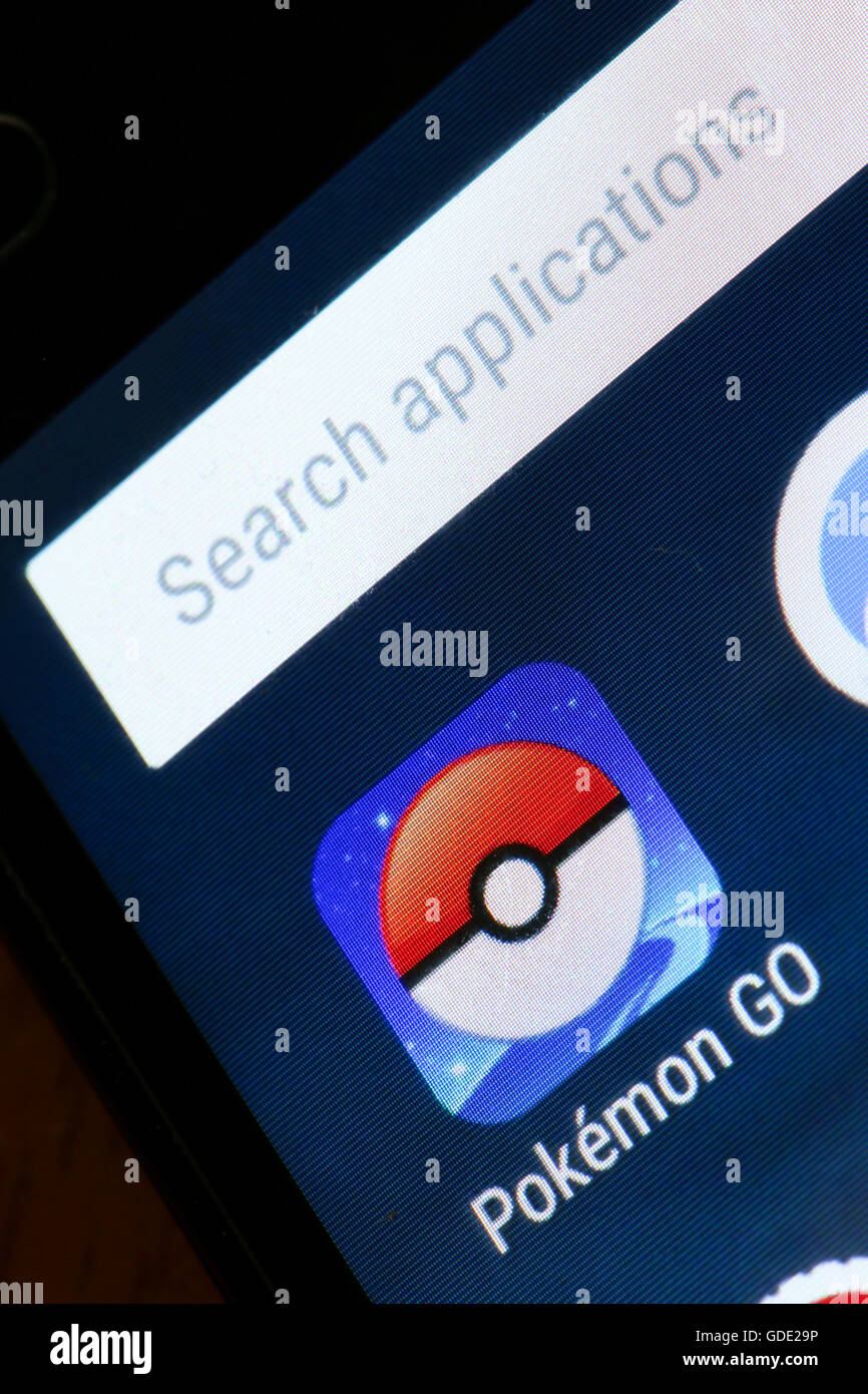 Pokemon go app logo hi-res stock photography and images - Alamy