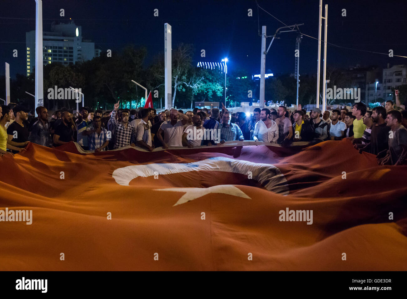 Istanbul, Turkey. 16th July, 2016. Demonstrators holding a giant ...