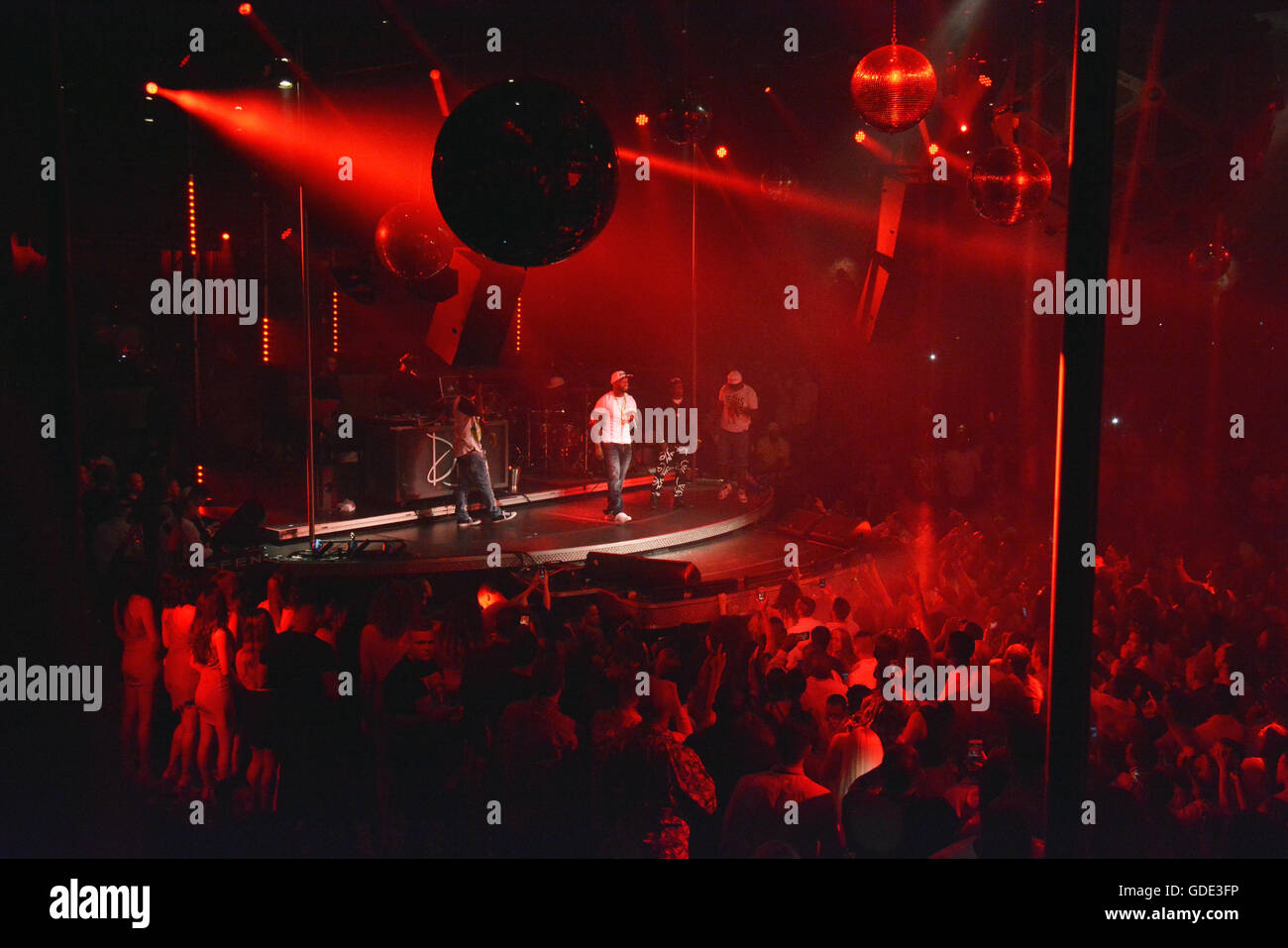 Las Vegas, Nevada, USA. 15th July, 2016. Rapper 50 Cents and the G-Unit ...